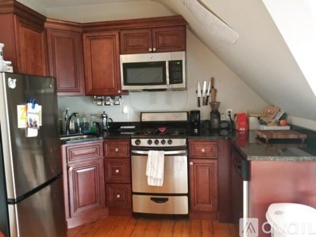 2 BR, 1 BA Apartment 33 Billingham St, Unit 5, Somerville, MA 02144