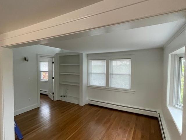 2 BR, 1 BA Apartment 3 Grandview Ave, Unit 2, Norwalk, CT 06850