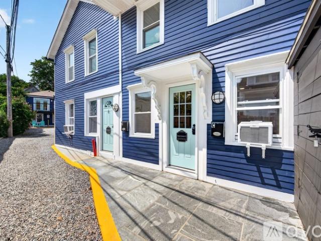 2 BR, 1 BA Apartment 3 Pearl St, Unit C, Groton, CT 06355