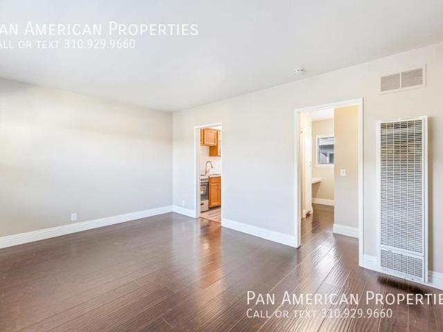 2 BR, 1 BA Apartment 440 Orange Ave Long Beach, CA 90802