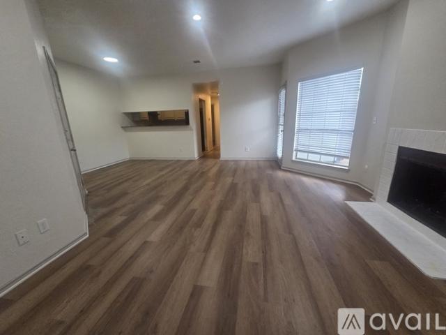 2 BR, 1 BA Apartment 4410 Point Blvd, Unit 2, Garland, TX 75043