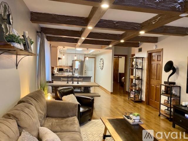 2 BR, 1 BA Apartment 4414 North Menard Avenue, Unit 1, Chicago, IL 60630
