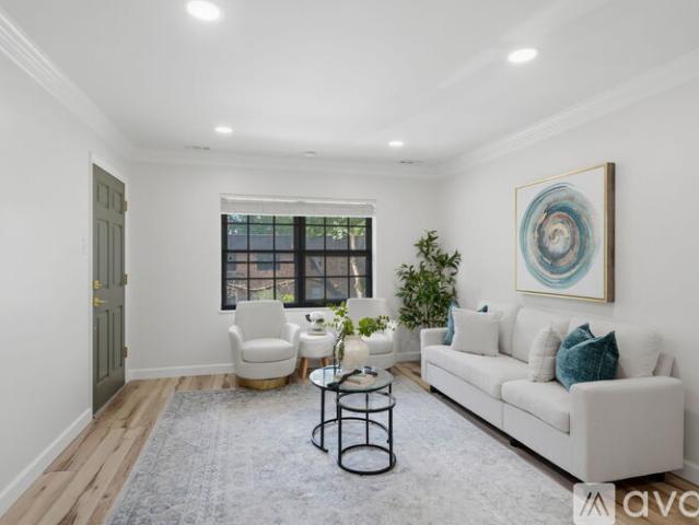 2 BR, 1 BA Apartment 441 Clay Avenue, Unit Apt D, St. Louis, MO 63126