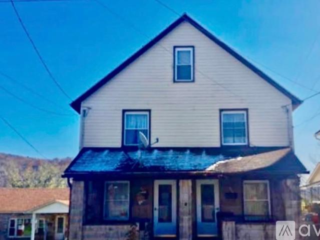 2 BR, 1 BA Apartment 444 Stone St, Unit 444, Johnstown, PA 15906