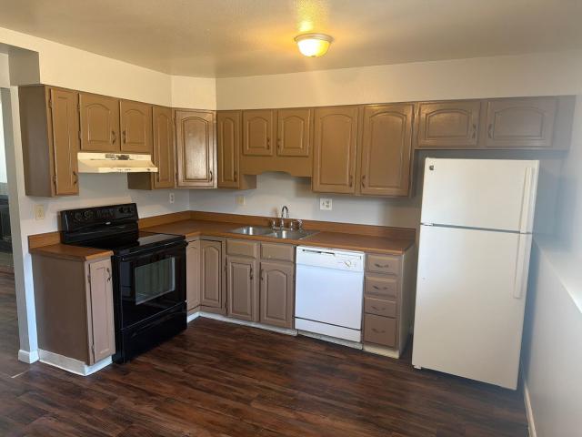 2 BR, 1 BA Apartment 4469 E Pikes Peak Ave, Colorado Springs, CO 80916