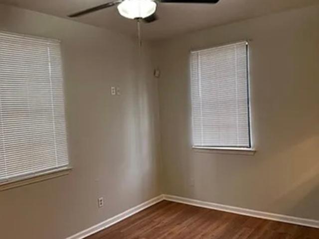 2 BR, 1 BA Apartment 4501 South Prieur Street, Unit A, New Orleans, LA 70125