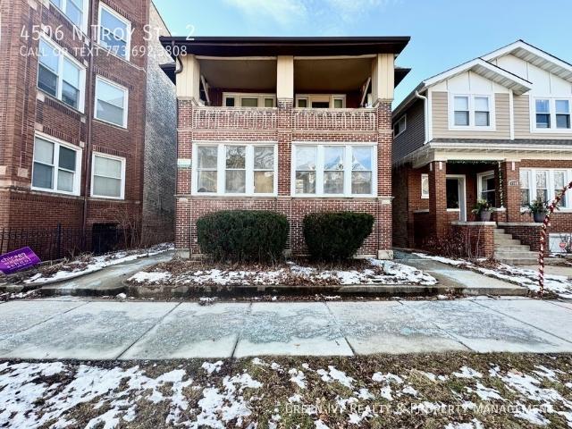 2 BR, 1 BA Apartment 4506 N Troy St, Chicago, IL 60625