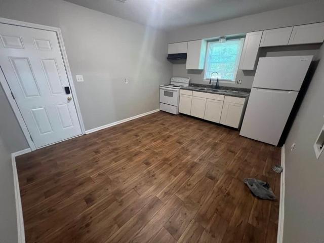 2 BR, 1 BA Apartment 451 Chestnut Street, Lexington, KY 40508