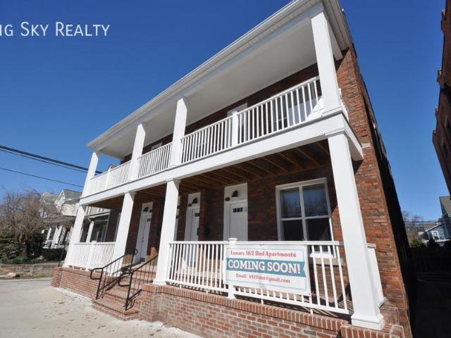 2 BR, 1 BA Apartment 452 W 3rd Avenue, Columbus, OH 43201