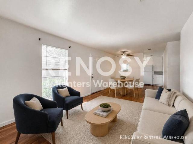 2 BR, 1 BA Apartment 4537 Dakota Street 4, Dickinson, TX 77539