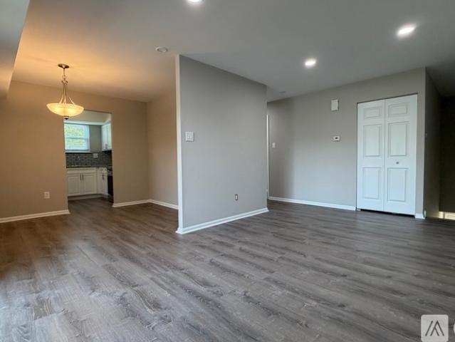2 BR, 1 BA Apartment 4548 Rosemarie Dr, Bucks County, PA 19020