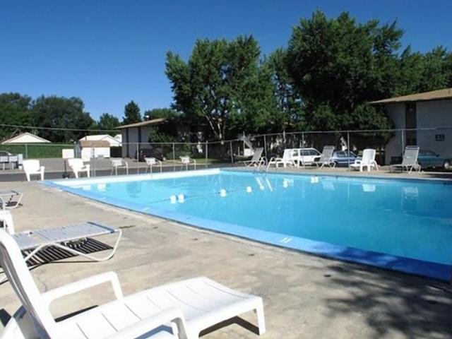 2 BR, 1 BA Apartment 4555 Yukon Court Unit AUCMCP, Wheat Ridge, CO 80033