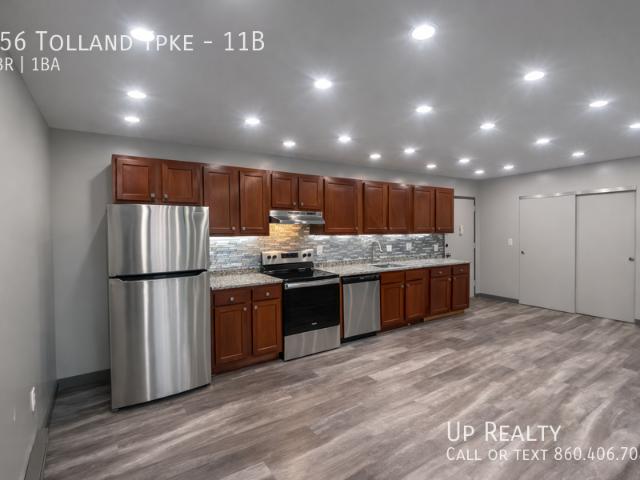2 BR, 1 BA Apartment 456 Tolland Tpke, Willington, CT 06279