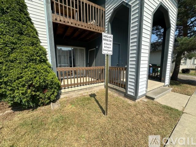 2 BR, 1 BA Apartment 45870 Cass Ave, Unit 7, Utica, MI 48317