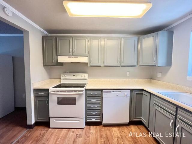 2 BR, 1 BA Apartment 459 El Paso Boulevard, Manitou Springs, CO 80829