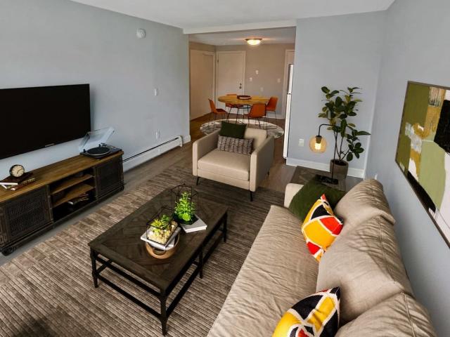 2 BR, 1 BA Apartment 45 New Rochester Rd 5 Unit 18, Dover, NH 03820