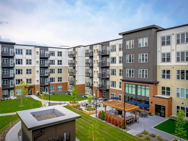 2 BR, 1 BA Apartment 45 Butler Avenue East Unit 449, Saint Paul, MN 55118