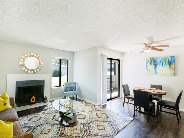 2 BR, 1 BA Apartment 4600 West Pioneer Drive, Irving, TX 75061