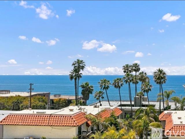 2 BR, 1 BA Apartment 460 Camino Del Mar, Unit 13, Del Mar, CA 92014