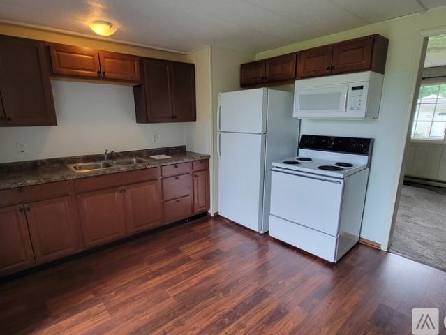 2 BR, 1 BA Apartment 460 Lee Ave, Unit 460, Decatur, MI 49045