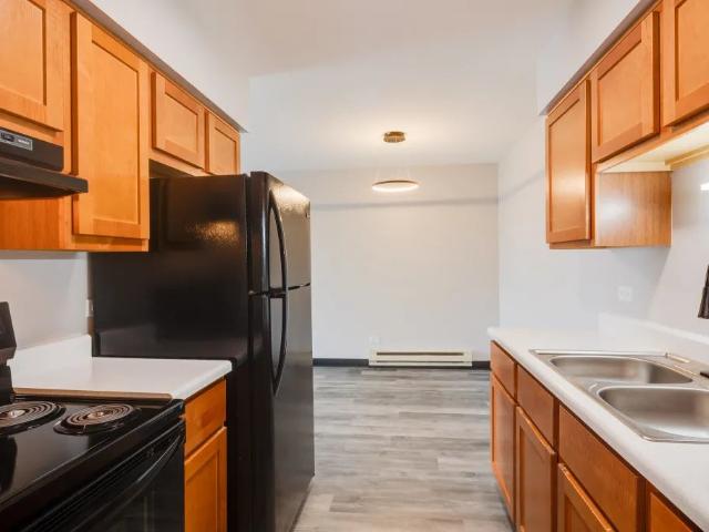 2 BR, 1 BA Apartment 4622 West 122nd Street #101 Unit 4556 301, Alsip, IL 60803
