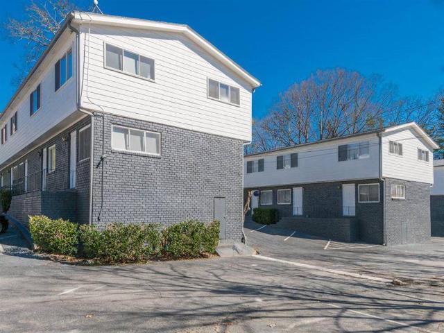 2 BR, 1 BA Apartment 4689 Roswell Road Unit E02, Atlanta, GA 30342