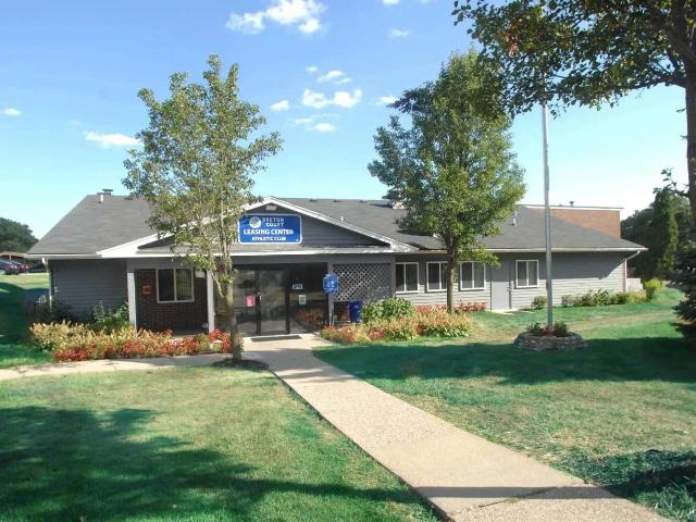 2 BR, 1 BA Apartment 4705 N Breton Ct Unit 731 114, Grand Rapids, MI 49508