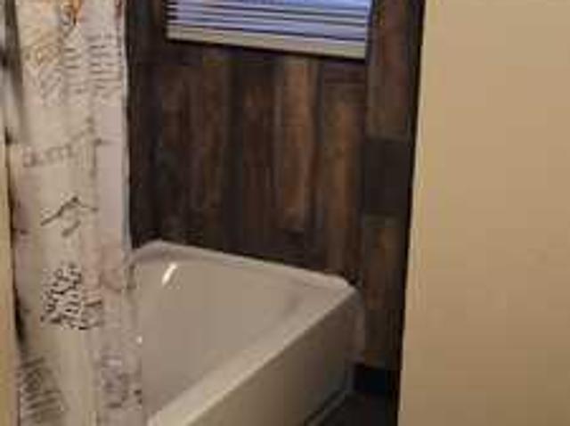 2 BR, 1 BA Apartment 4725 Walnut Street, Unit 1st floor, Philadelphia, PA 19139