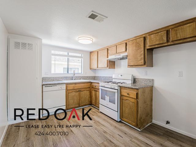 2 BR, 1 BA Apartment 4745 W 173rd St, Lawndale, CA 90260