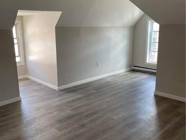 2 BR, 1 BA Apartment 478 Pennsylvania Ave, Wilkes Barre, PA 18702