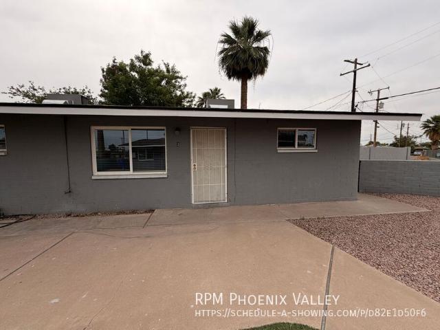 2 BR, 1 BA Apartment 4837 E Willetta St, Phoenix, AZ 85008