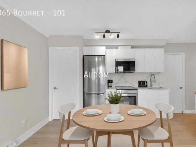 2 BR, 1 BA Apartment 4865 Bourret, Montreal, QC H3W 1L2