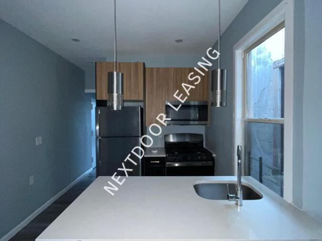 2 BR, 1 BA Apartment 486 Mercer St, Jersey City, NJ 07306