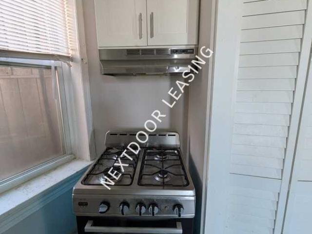 2 BR, 1 BA Apartment 488 JF. Kennedy Blvd, Bayonne, NJ 07002