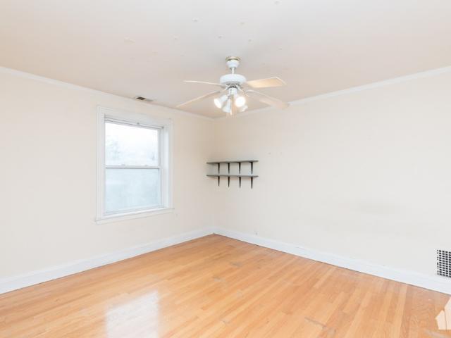 2 BR, 1 BA Apartment 4921 North Hermitage, Chicago, IL 60640