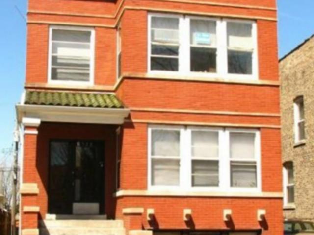 2 BR, 1 BA Apartment 4928 West Barry Avenue, Unit 1, Chicago, IL 60641