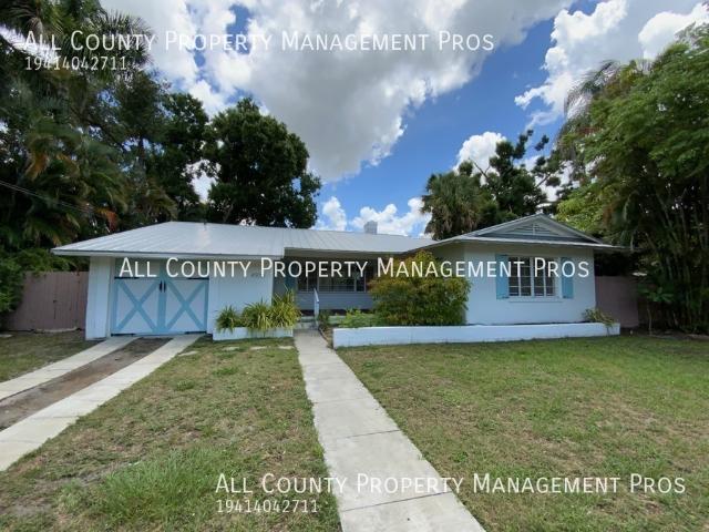 2 BR, 1 BA Apartment 4930 Bay Shore Road, Sarasota, FL 34234