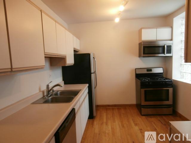 2 BR, 1 BA Apartment 4933 N Kedzie Ave, Unit 2E, Chicago, IL 60625