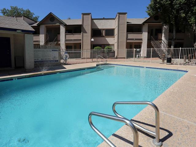 2 BR, 1 BA Apartment 4937 West Myrtle Avenue Unit 208, Glendale, AZ 85301