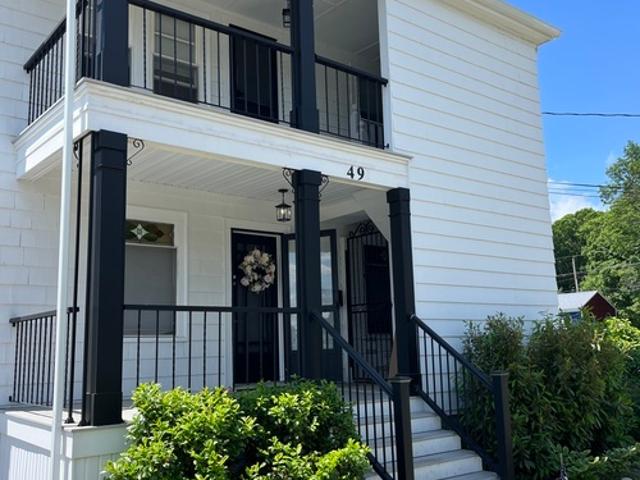 2 BR, 1 BA Apartment 49 Bullock St, Unit 2, Fall River, MA 02723