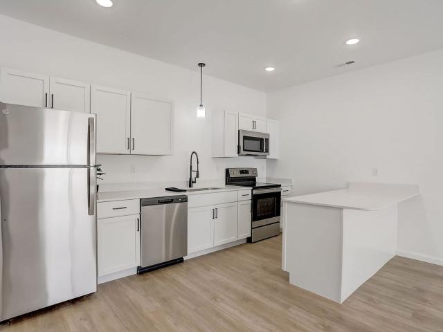 2 BR, 1 BA Apartment 403 Parkview Drive, Wright City, MO 63390