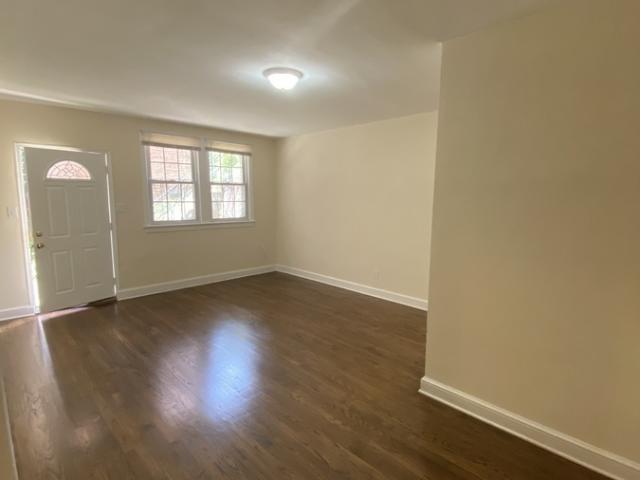 2 BR, 1 BA Apartment 4010 Calvert Street, NW, Washington, DC 20007