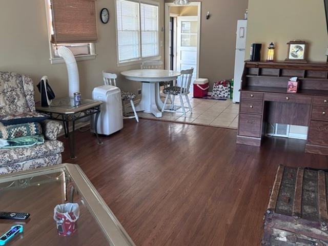 2 BR, 1 BA Apartment 4017 France Avenue South, Unit 4017 France Aveneue South, Minneapolis, MN 55416, Minneapolis, MN 55416