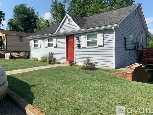 2 BR, 1 BA Apartment 401 Waller St, Lenoir City, TN 37771
