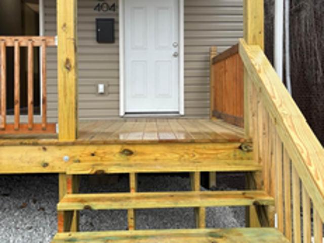 2 BR, 1 BA Apartment 404 1st St, Unit 404, Donora, PA 15033
