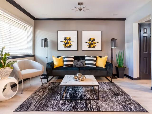 2 BR, 1 BA Apartment 404 Andrews Ave Unit C 10, Dallas, TX 75211