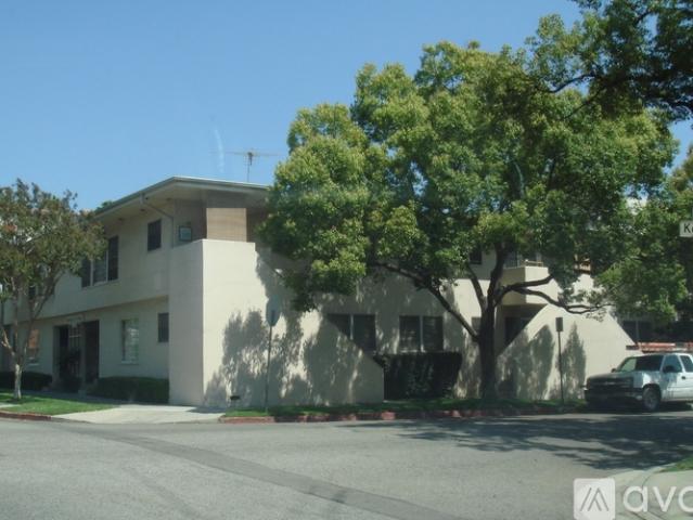 2 BR, 1 BA Apartment 404 E Harvard St, Unit 9, Glendale, CA 91205