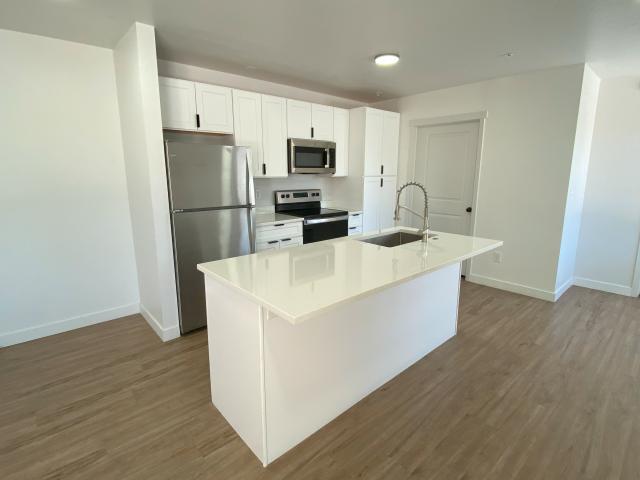 2 BR, 1 BA Apartment 404 E 5600 S, Murray, UT 84107