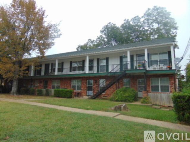 2 BR, 1 BA Apartment 404 Neches St, Unit APT G, Jacksonville, TX 75766