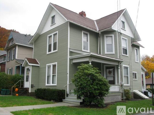 2 BR, 1 BA Apartment 406 Poplar St, Unit 406 B, Warren, PA 16365